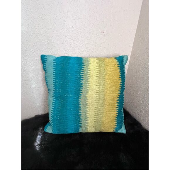 Pier 1 | Bedding | Pier One Blue Yellow Ocean Ombre Throw Pillows ...